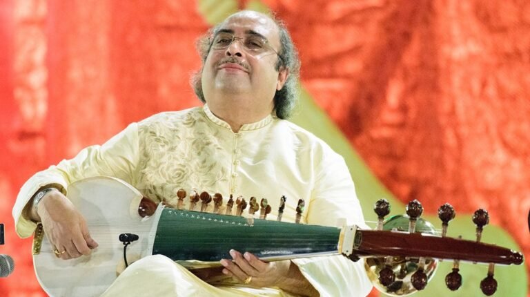 Sarod Gharana: The Rich Musical Tradition of the Sarod - historified
