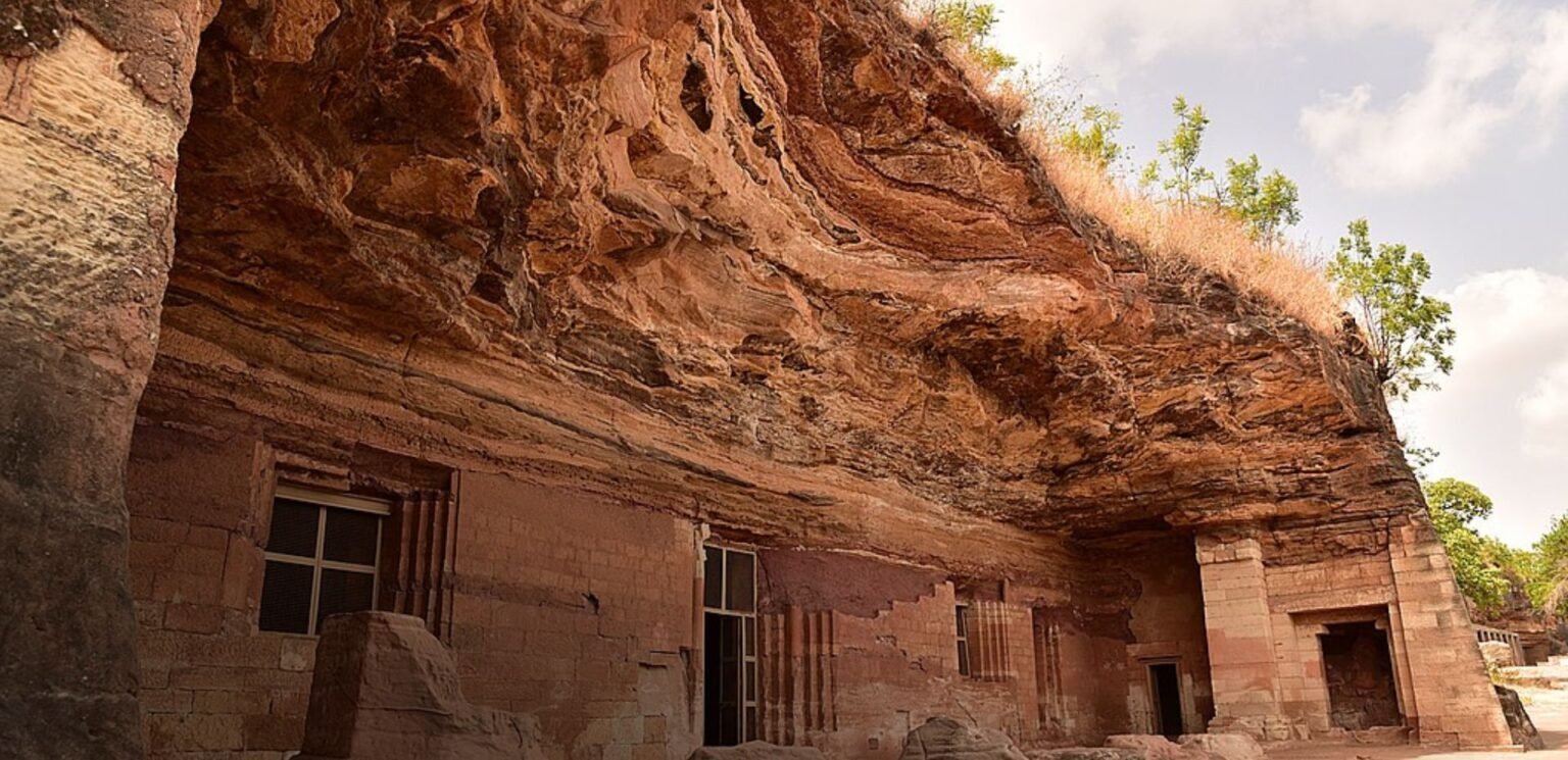 Discover the Masterpieces of Bagh Caves – An Artistic Legacy - historified